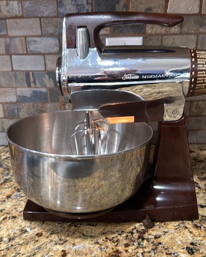 Vintage Sunbeam Mixmaster Stand Mixer - 12 Speed, 2 Bowls, 2 Beaters ...