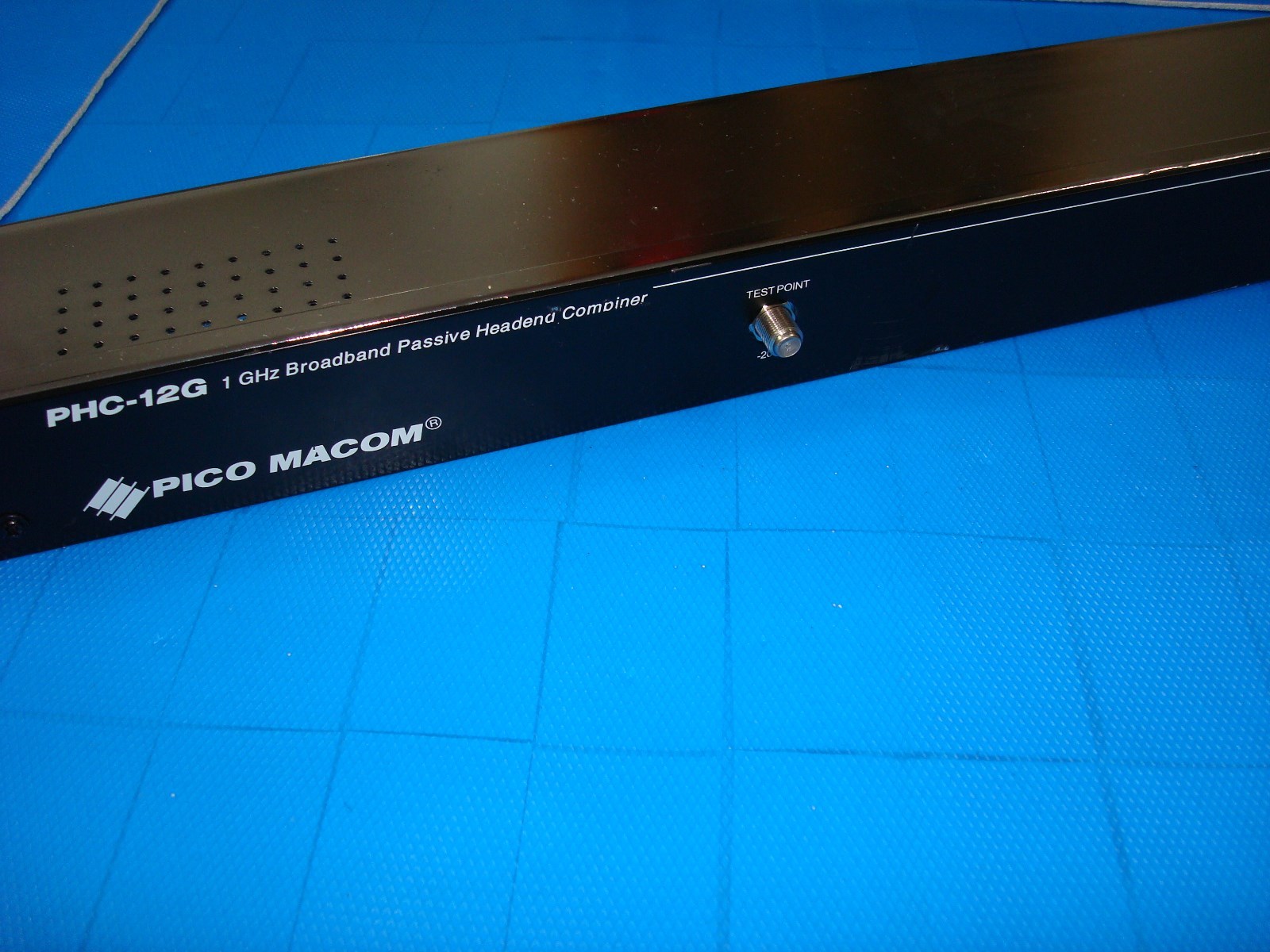 New Pico Macom PHC-12G 1GHz Broadband Passive Headend Combiner | eBay