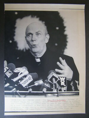 AP Wire Press Photo 1990 Rev Bruce Ritter denies sexual misconduct ...