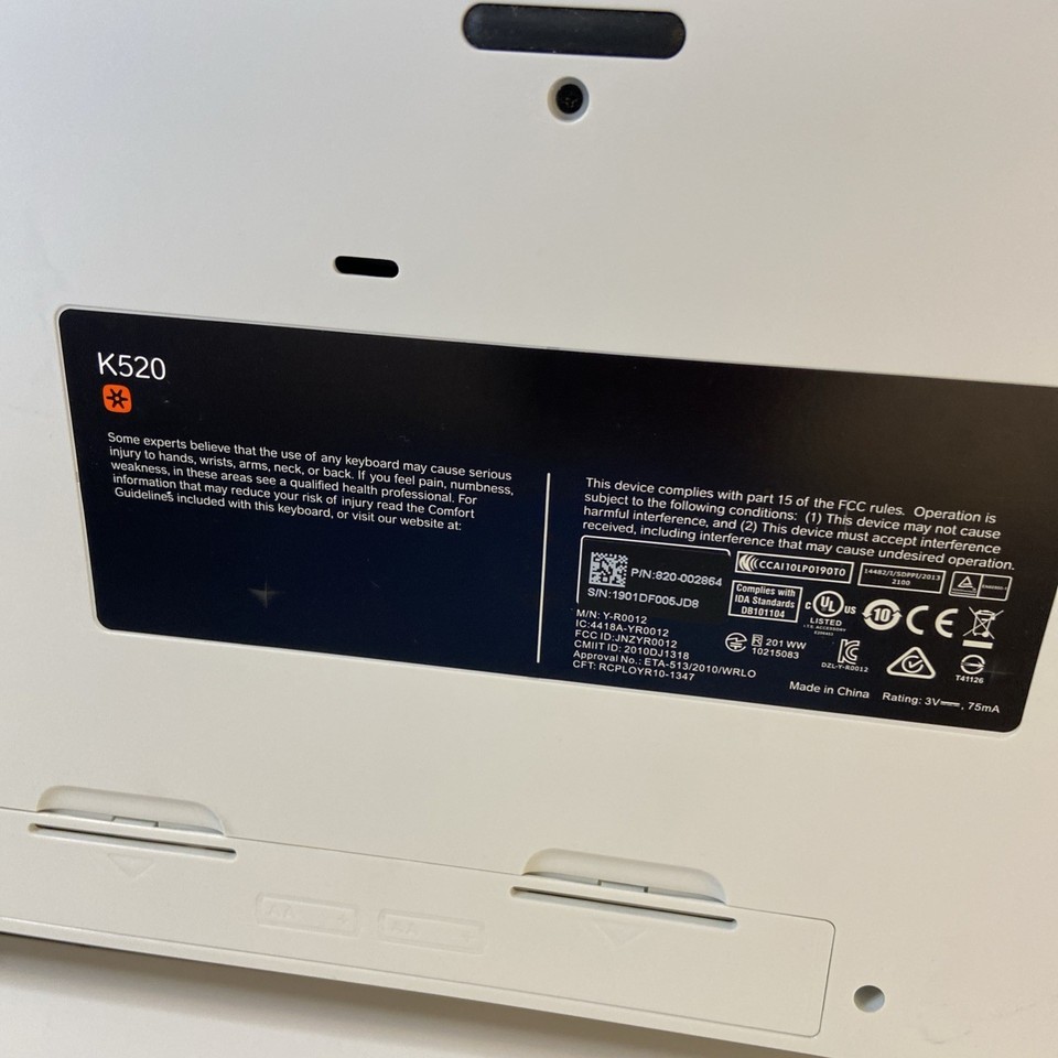 Logitech K520 Wireless Keyboard -no USB Receiver & Wireless Mouse-w/USB ...