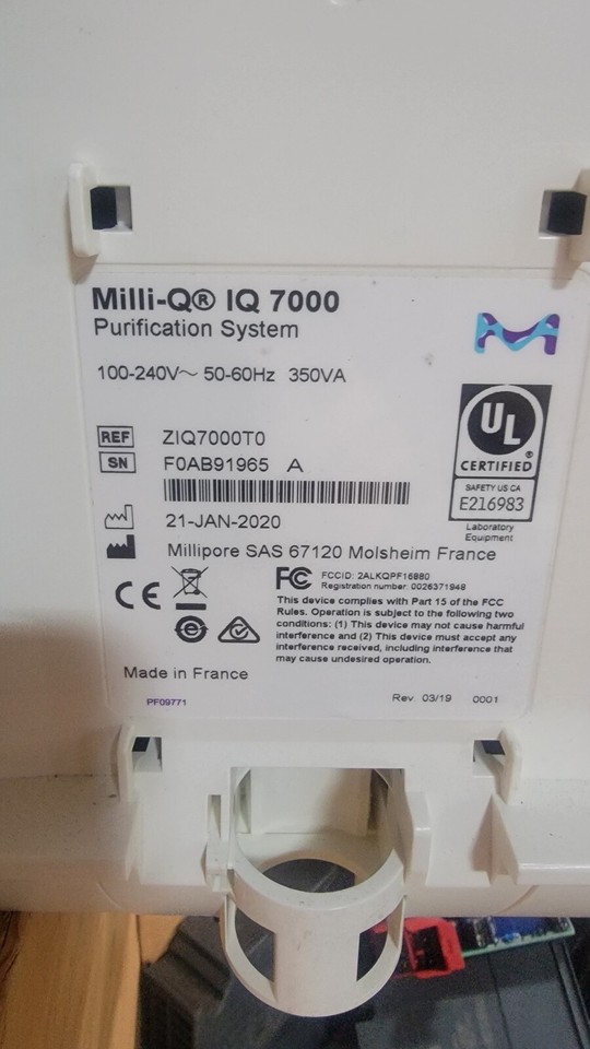 Millipore Milli-Q® IQ 7000 Pure & Ultrapure Water Purification System ...