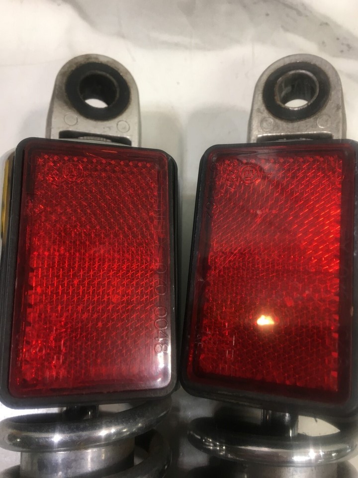 80 Yamaha XS 1100 XS1100 Special rear back shocks springs & reflectors ...