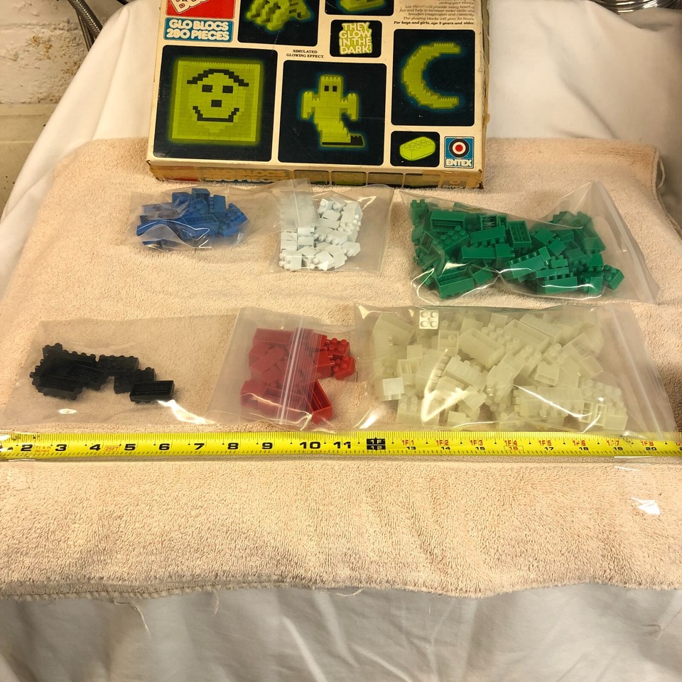 VINTAGE 1980s LOC BLOCS GLOW IN THE DARK BUILDING BLOCK SET | eBay