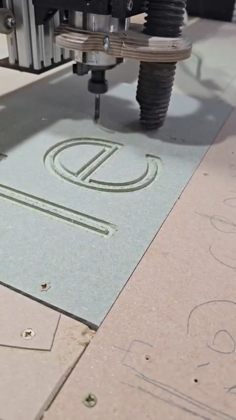 Workbee 1510 CNC Router plus PC, Software, Extractor, and Bench ...