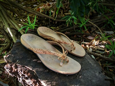 VIONIC Orthaheel Bella II ORTHOTIC Flip Flop Sandal Gold Cork WOMEN'S ...