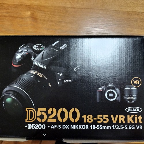 [Mint w/ Box ] Nikon D5200 24.1MP Digital SLR Black AF-S 18-55mm Lens ...