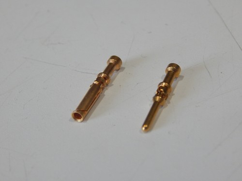 WINCHESTER 100-1020-S 100-1020-P FEMALE/MALE GOLD MIL SPEC PIN - LOT OF ...