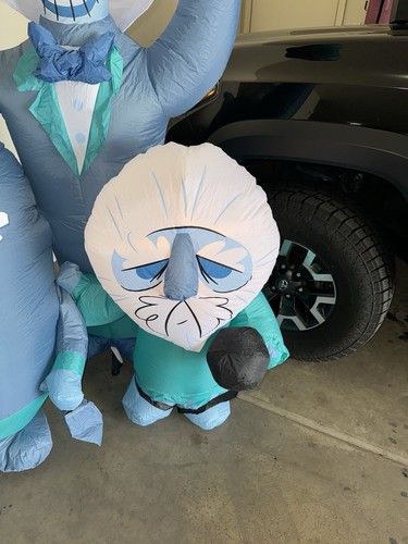 Disney’s The Haunted Mansion Hitchhiking Ghosts Inflatable Doom Buggy ...