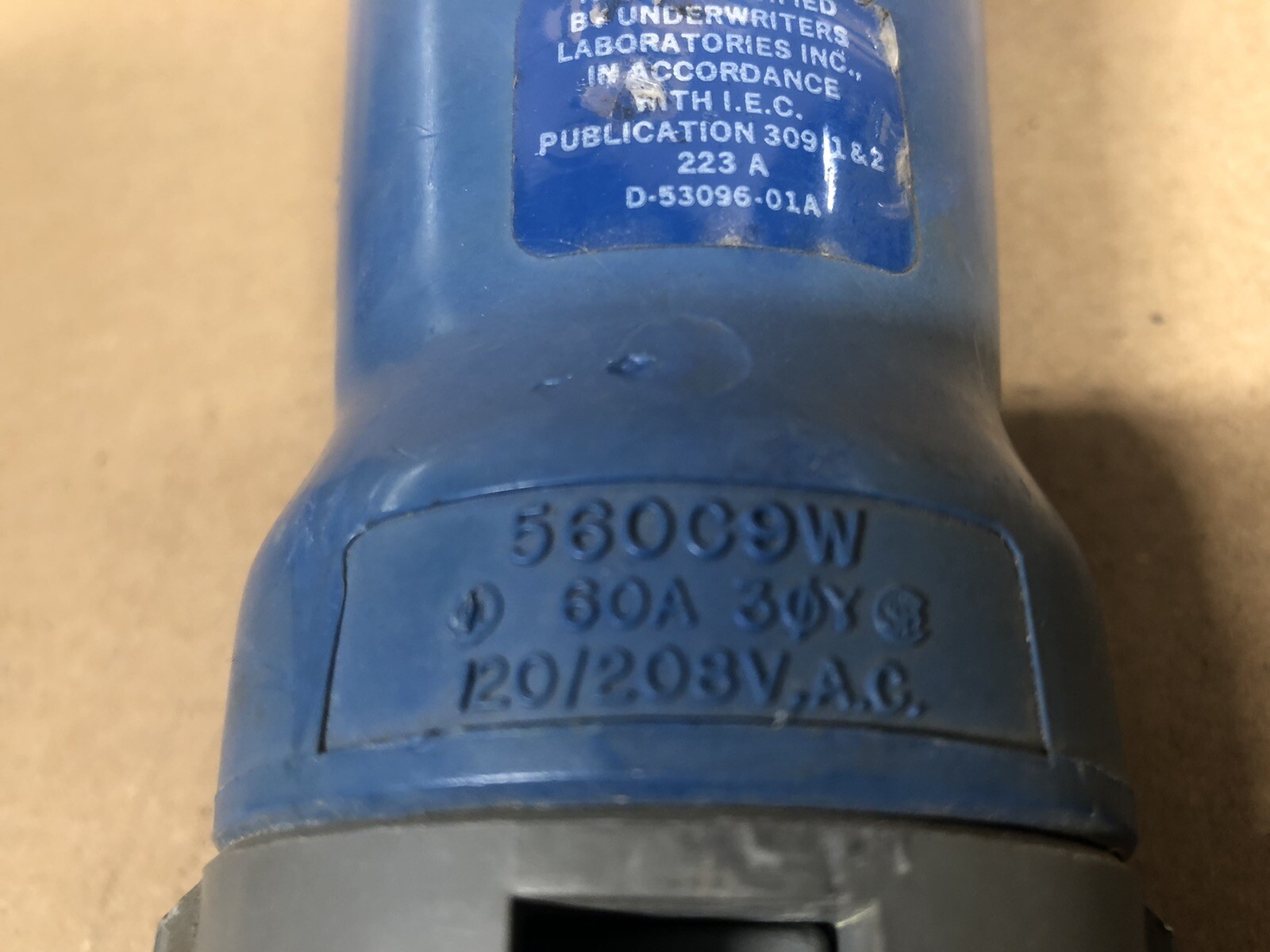 HUBBELL HBL560C9W & HBL560P9W 60-Amp GENERATOR PLUG&CONNECTOR 120/208V ...