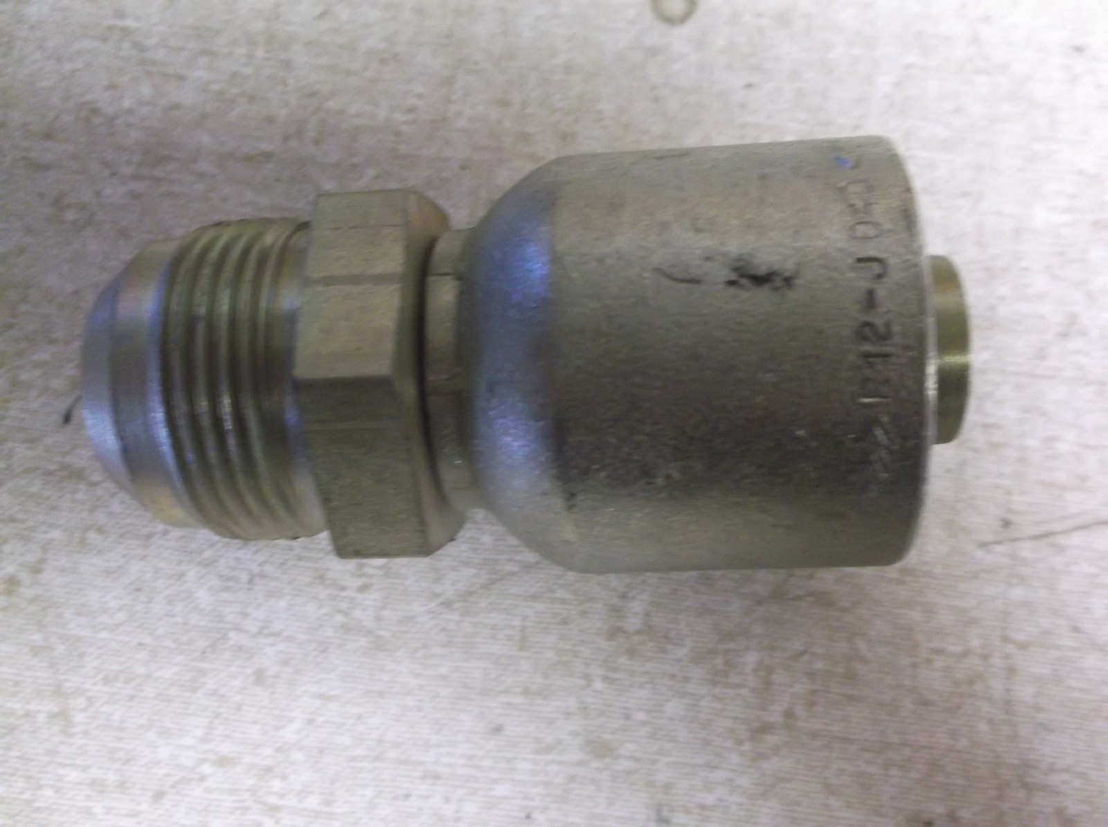 NEW Parker Hydraulic Hose Fitting P10371 R12-JD4D 1/2" *FREE SHIPPING ...