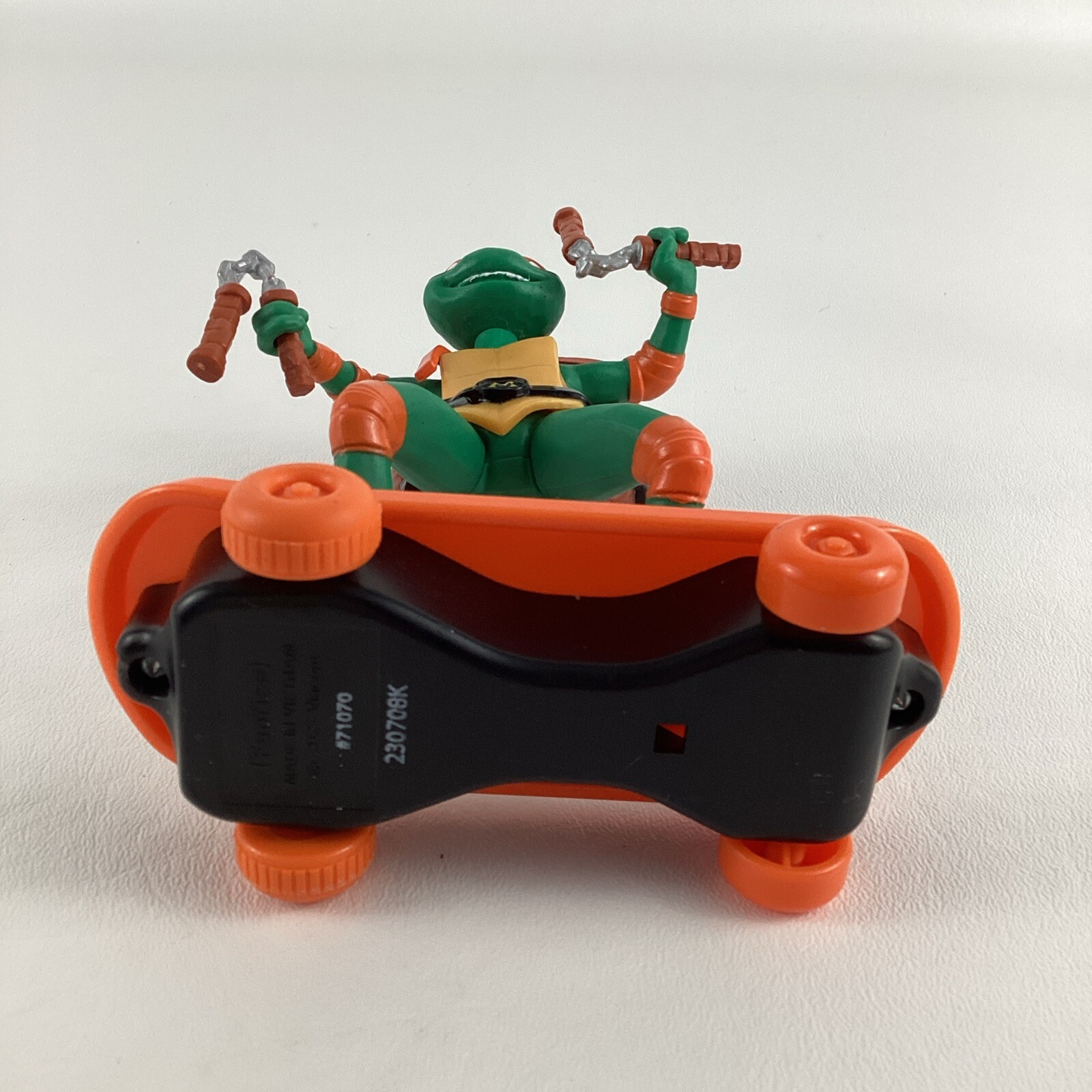 Teenage Mutant Ninja Turtles Mayhem Sewer Shredders Mikey Figure ...