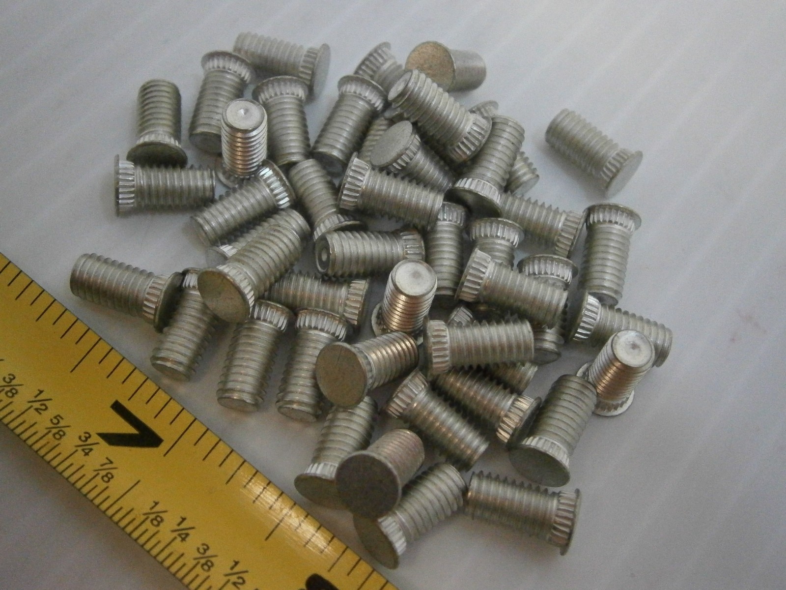 PEM KFH-M5-10ET Broaching Studs Phosphor Bronze 10mm M5 x 0.8 Lot Of 25 ...