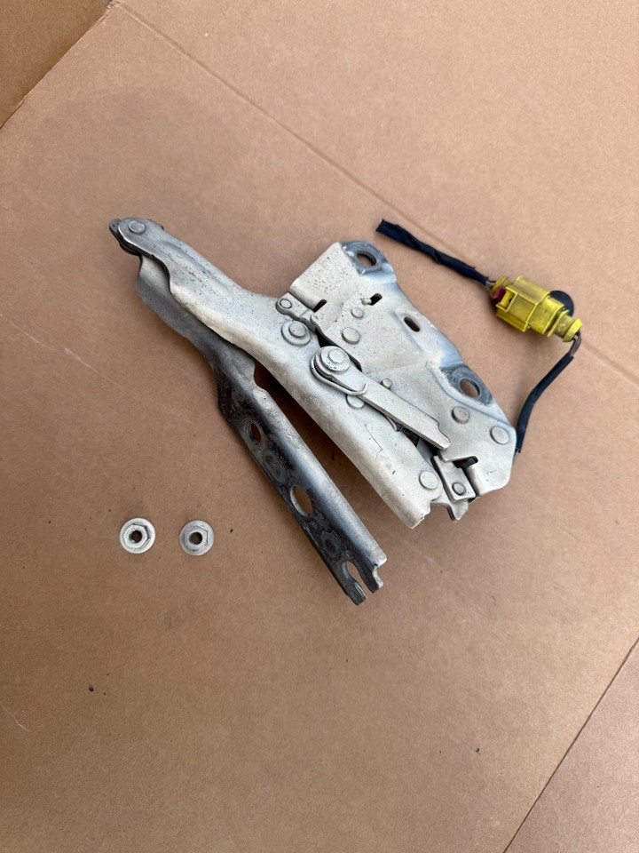 Hood Hinge Actuator Left VW Touran 5T Original 5TA823301D | eBay