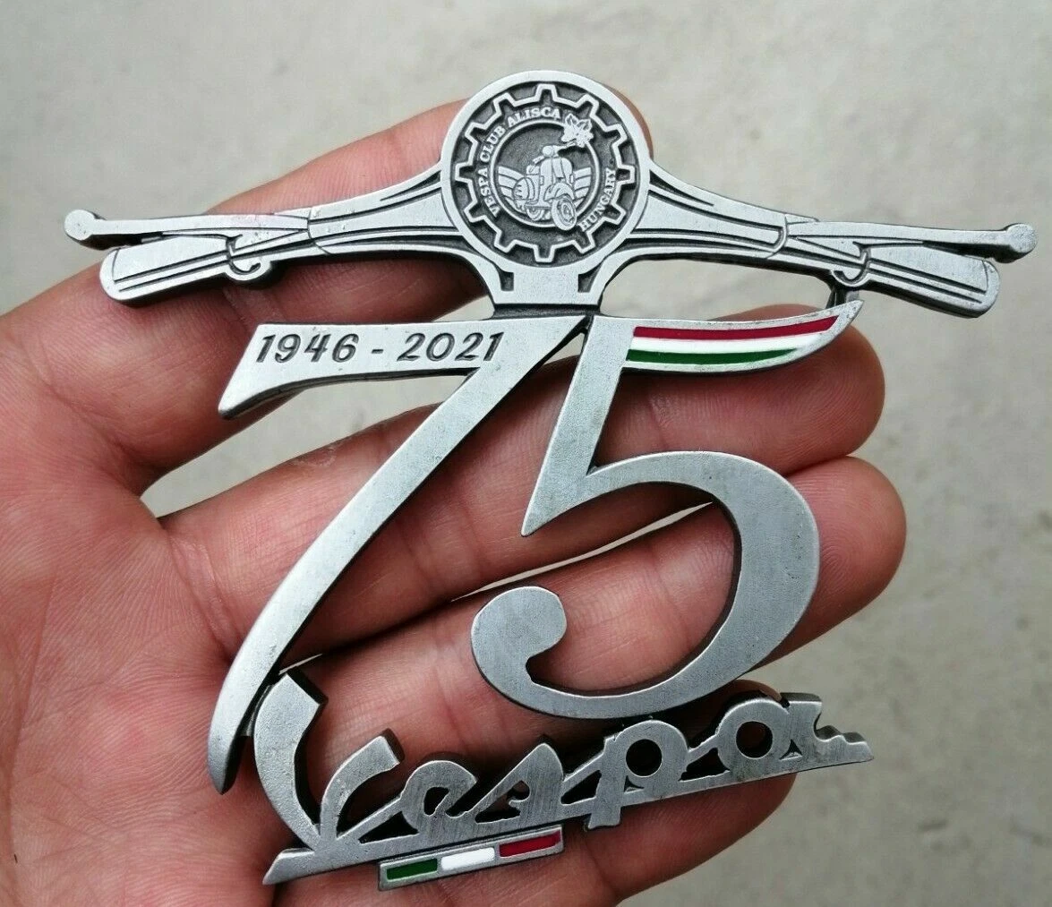 Vespa Badge