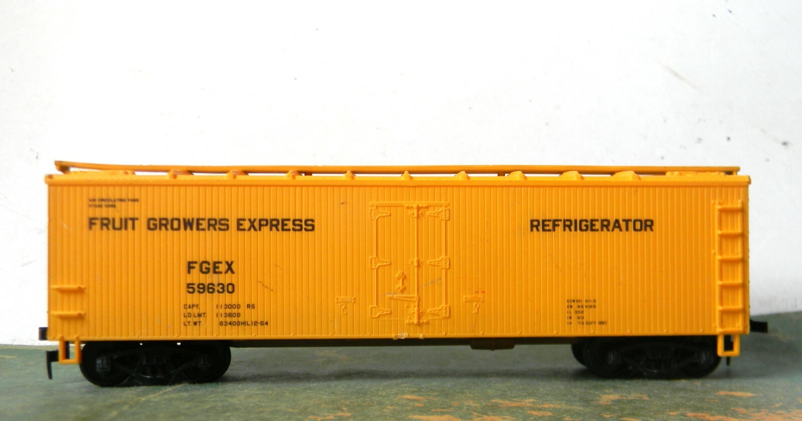 Athearn 40' Wood Reefer ~ Fruit Growers Express ~ Rd# FGEX 59630 - HO ...