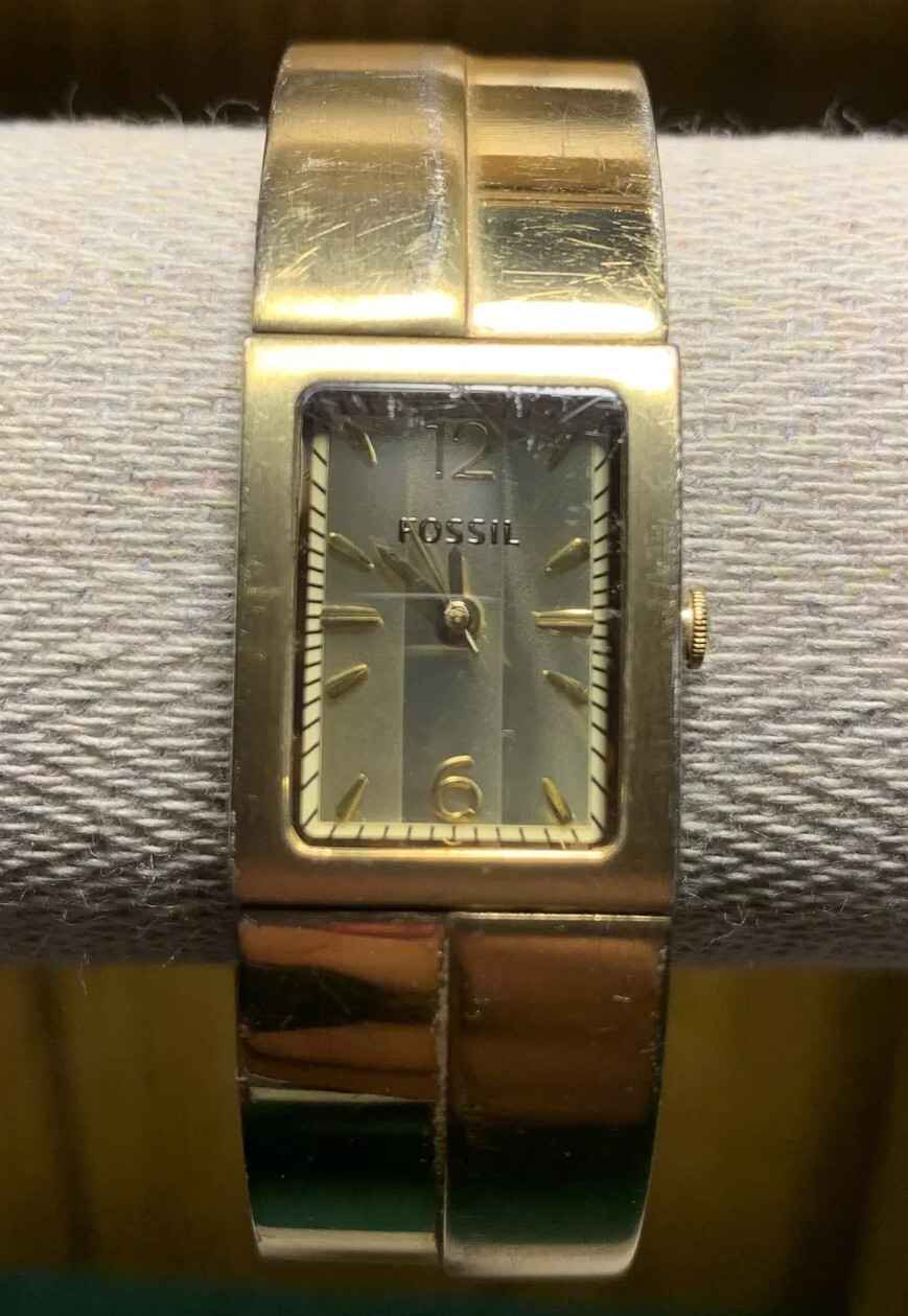 Vtg FOSSIL Brand Gold Tone 5ATM Cuff Bracelet Womens Watch ES2226 ...