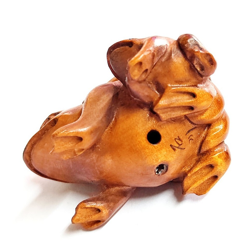 Y8811 - 2" Hand Carved Boxwood Netsuke - Frog Families | eBay