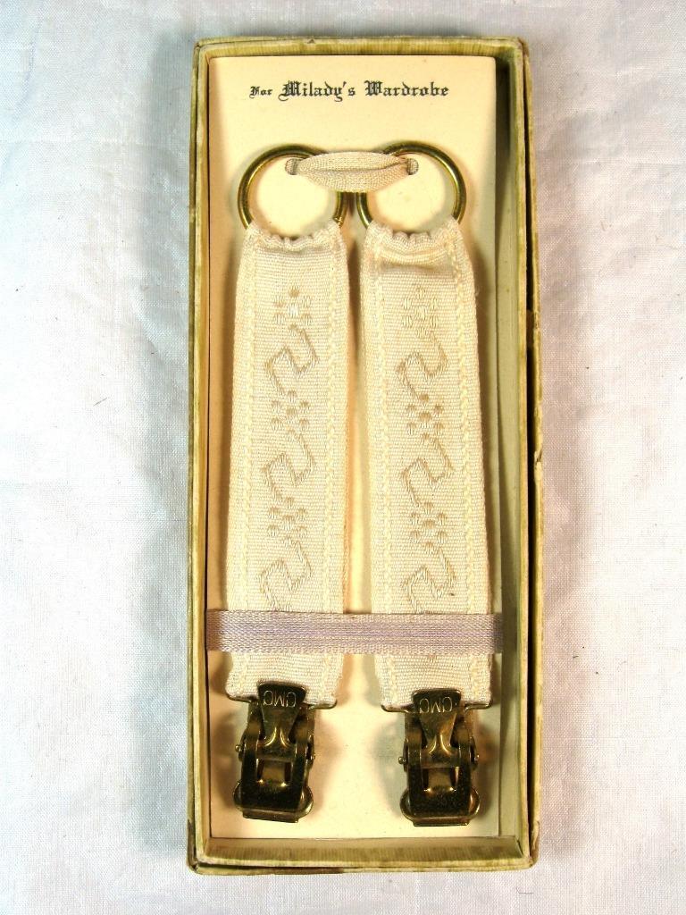 Vintage Pair of Women's Garters in Original Box "FOR … - Gem