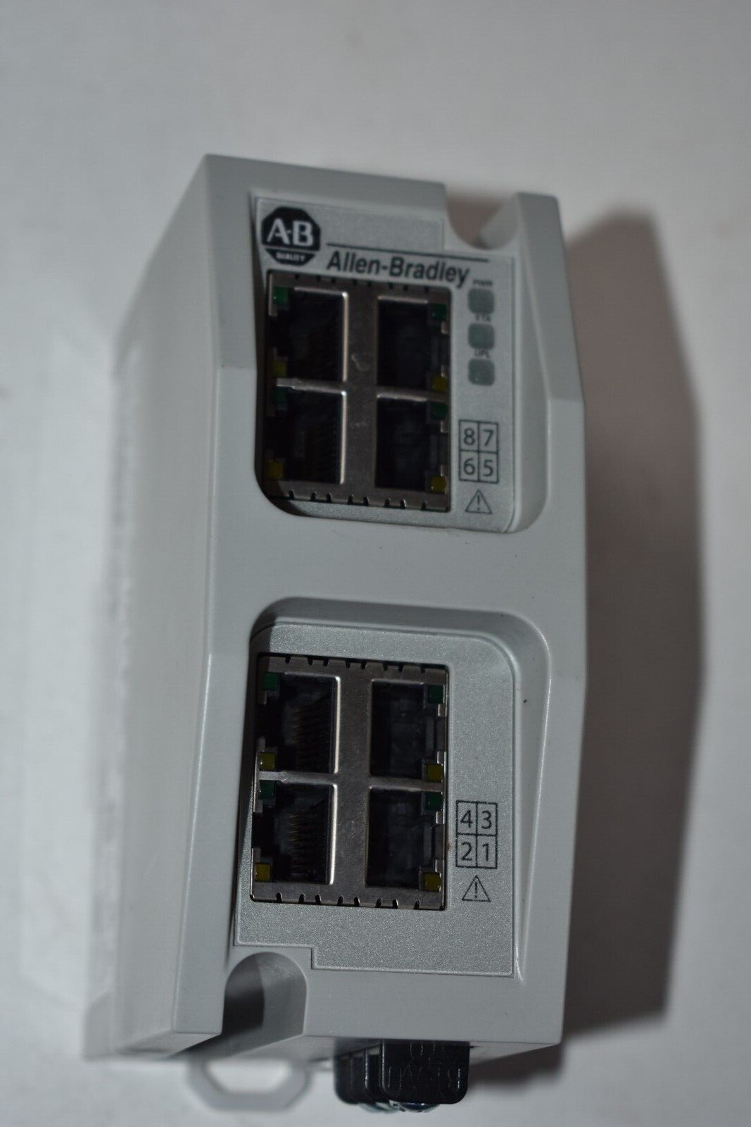 1783-EMS08T ALLEN-BRADLEY STRATIX 6000 SER B MANAGED ETHERNET SWITCH ...