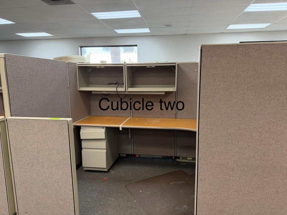 Cubicle Workstation with Desks, Cabinets, and Drawers! (Multiple)(USED ...