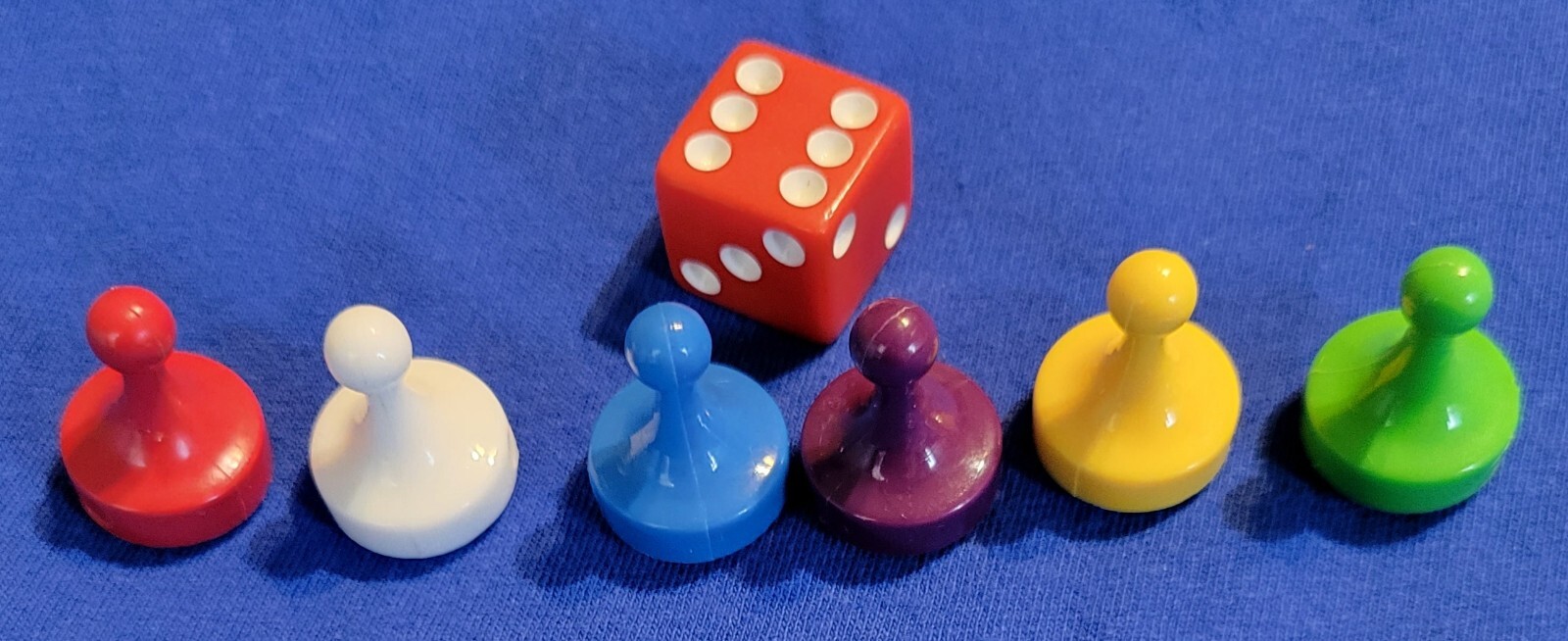 Clue Board Game 6 Tokens Replacement Pieces Pawn Movers 1972-1998 1 die ...