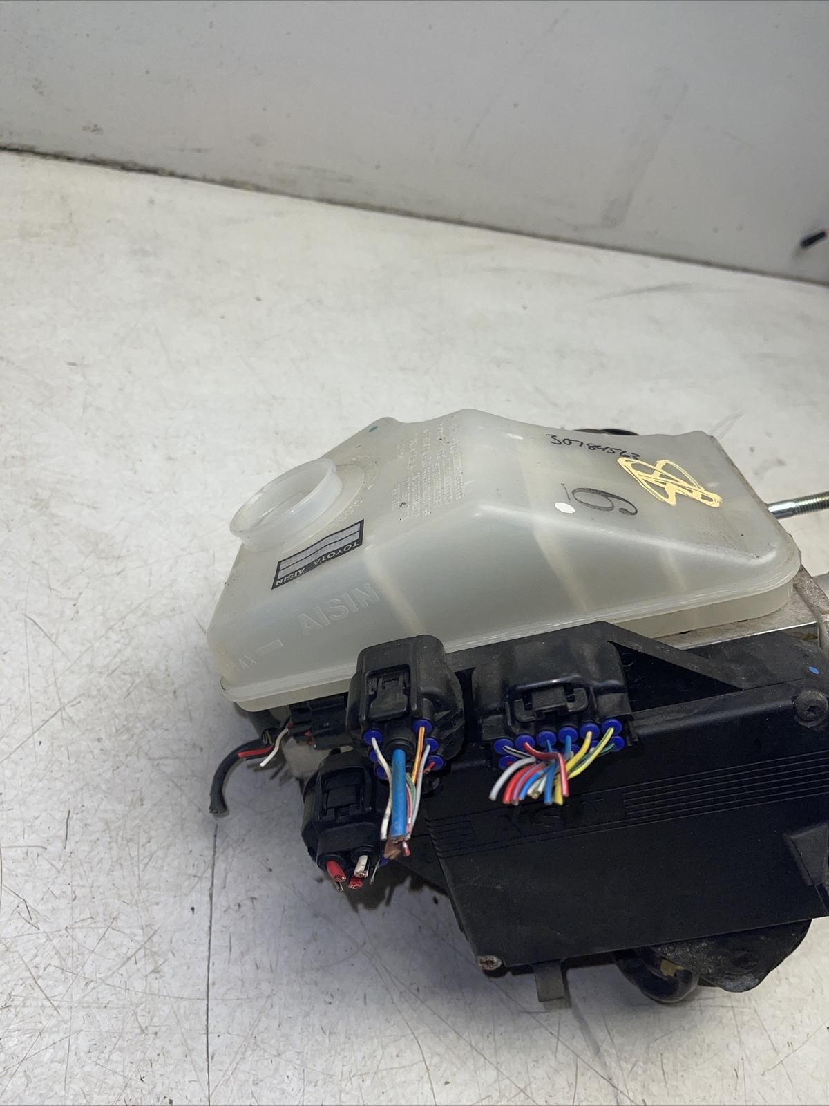 98-05 LEXUS GS300 GS400 GS430 AISIN ABS BRAKE BOOSTER MASTER CYLINDER ...