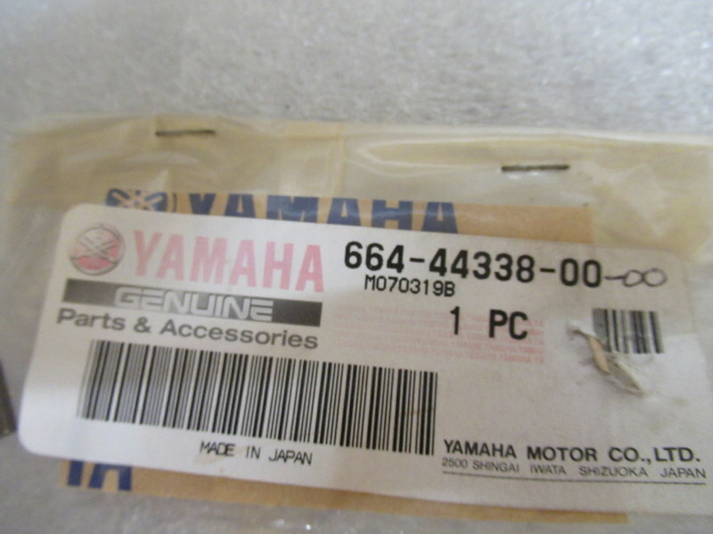R85 Genuine Yamaha Marine 664-44338-00-00 Woodruff Key OEM New Factory ...