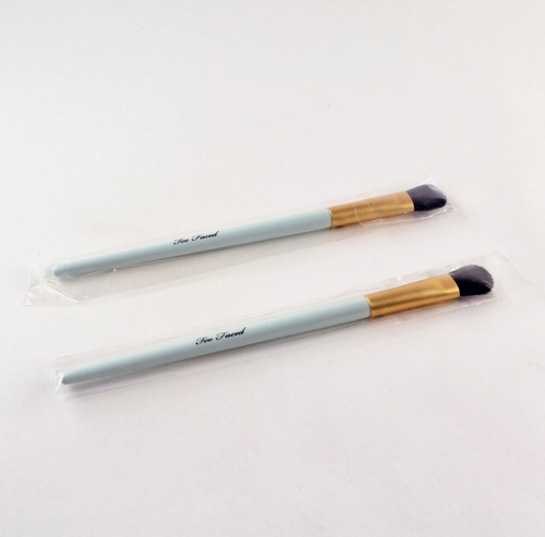 2 Too Faced Powder Brush + Eyeshadow Brush - Set of 2 Brushes | eBay