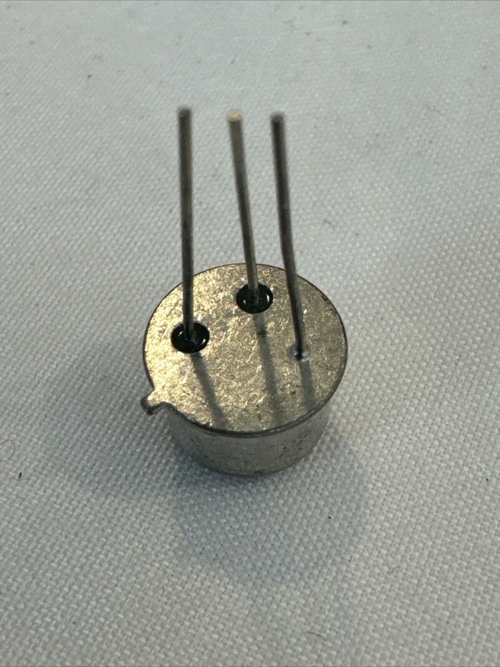 2N2218A Transistors NPN SIL TO-39 Motorola - New Old Stock | eBay