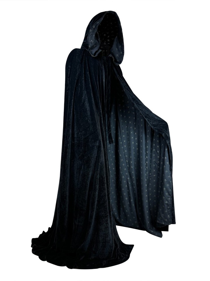 Hooded Velvet Cloak lined in Satin Luxury Cape Fashion Vampire Costume ...