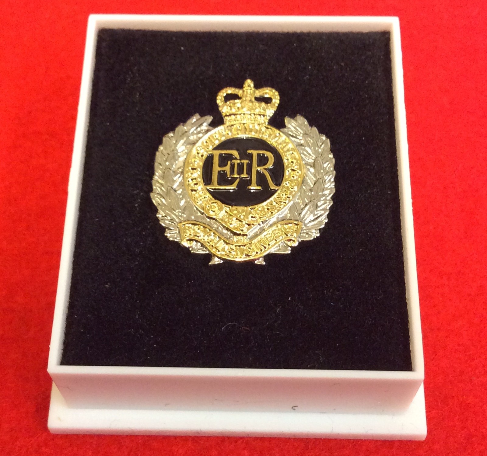 Royal Engineers Enamel Lapel Collar Badge RE Lapel Badge Royal ...