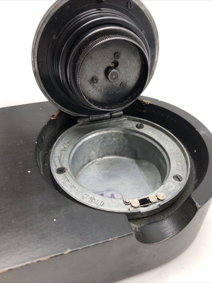 1944 WW2 German HEERESEIGENTUM NO. 8790 COMMUNICATION ROOM DUTY CLOCK ...