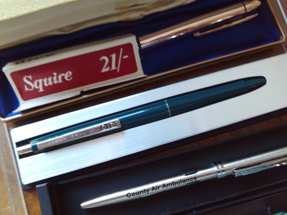 Collection 5 Ballpoint Pens in Boxes Waterman Papermate Biro see ...