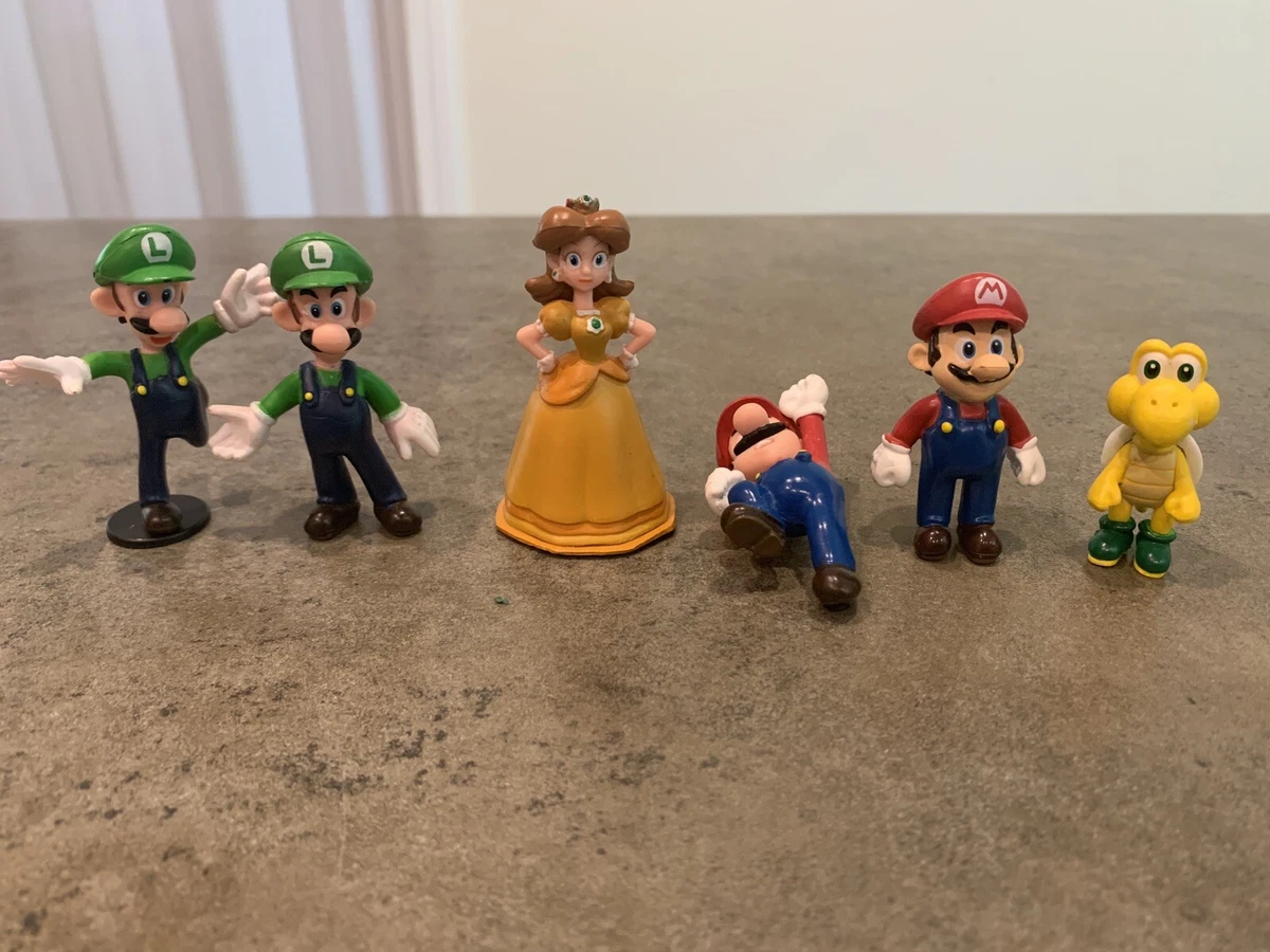 Luigi And Princess Daisy