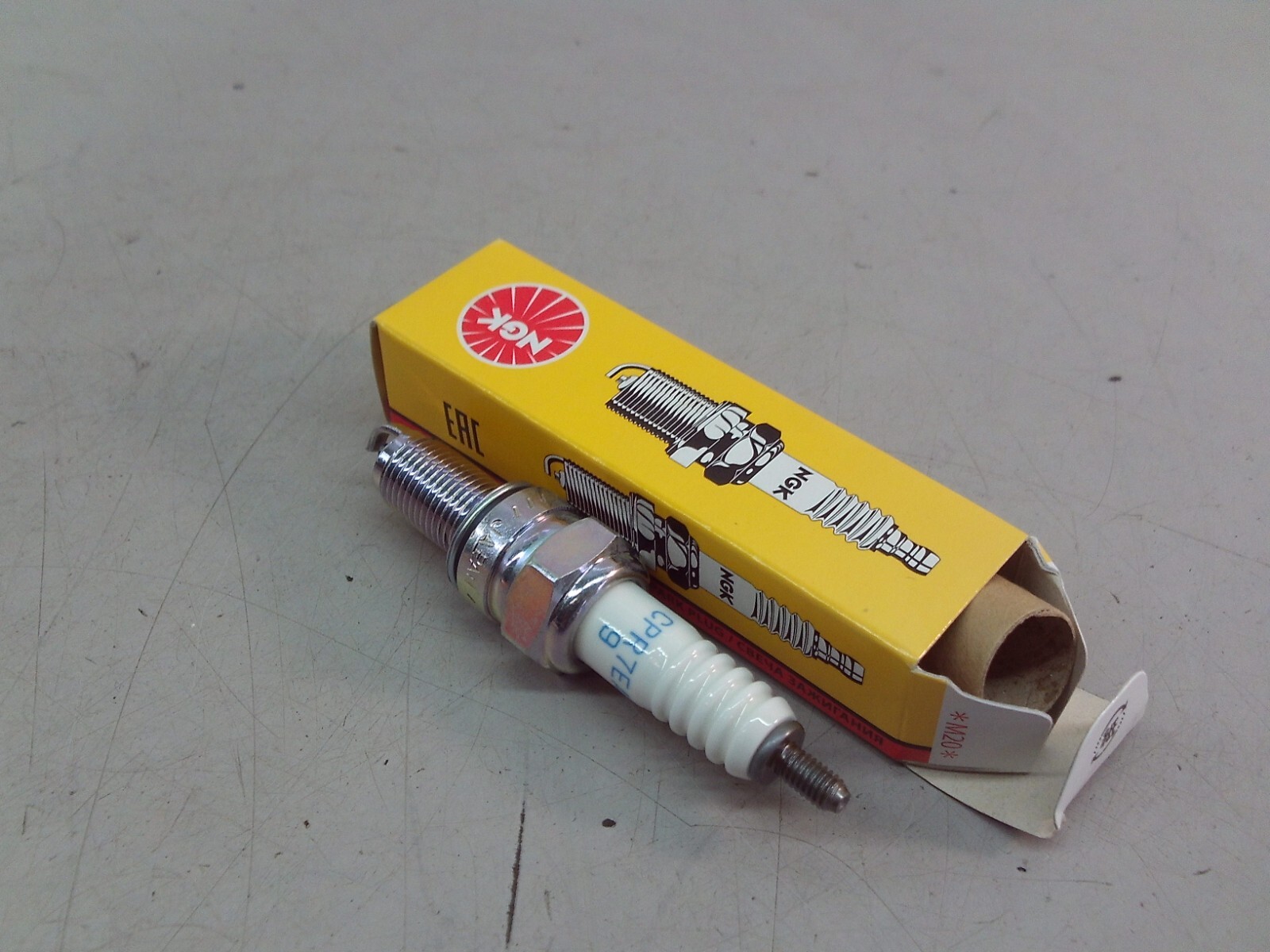NGK CPR7EA-9 - Alternative spark plugs