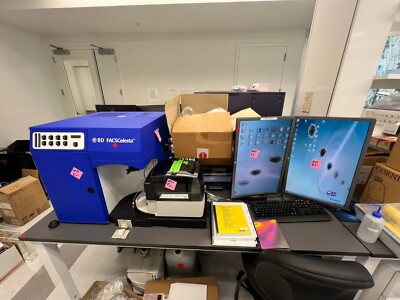 BD FACSCelesta Cell Analyzer multicolor flow cytometer w computer ...