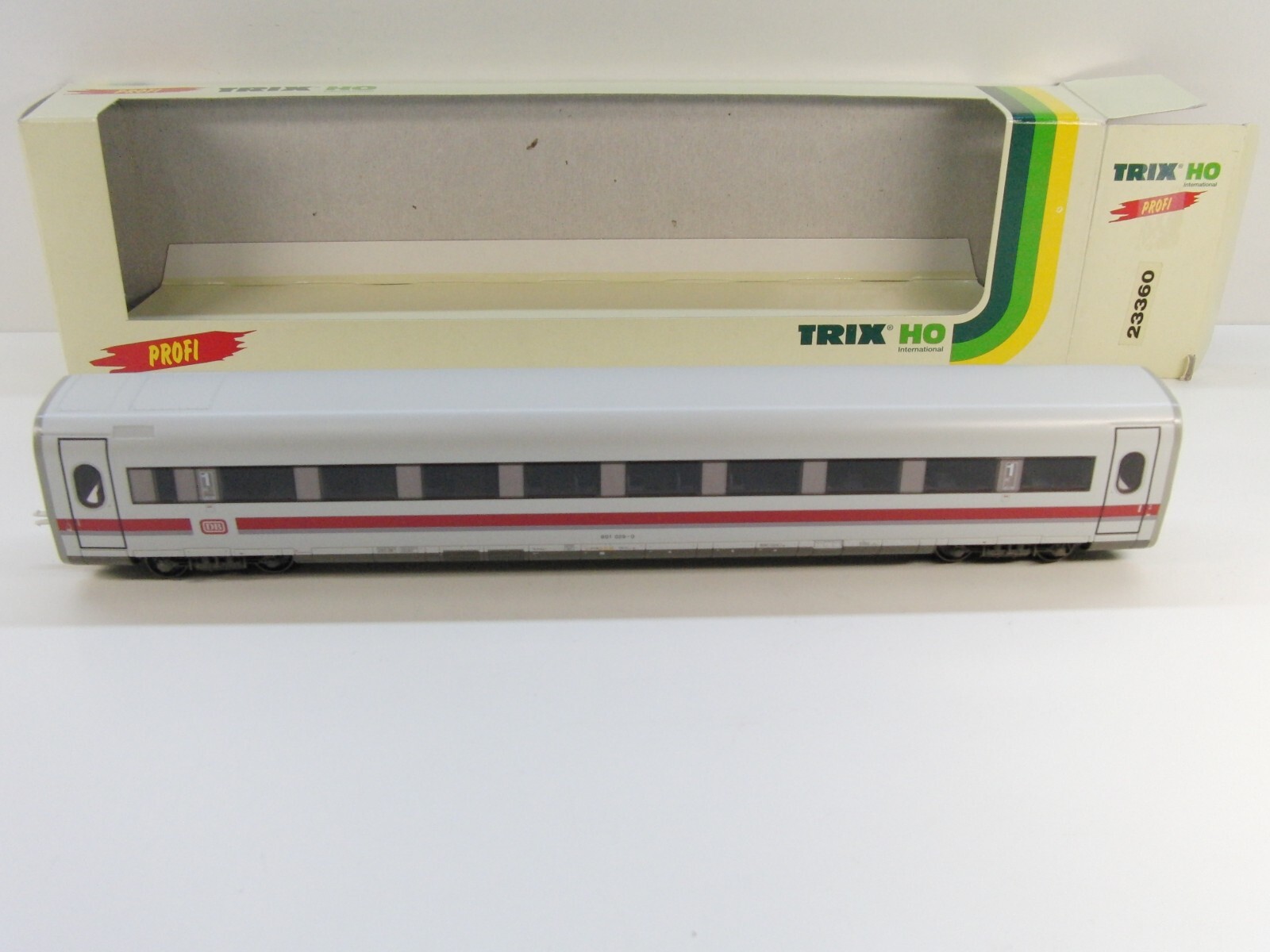 TRIX H0 23360 ICE-Personenwagen 1.Kl. -BELEUCHTET- AC, TOP in OVP ...
