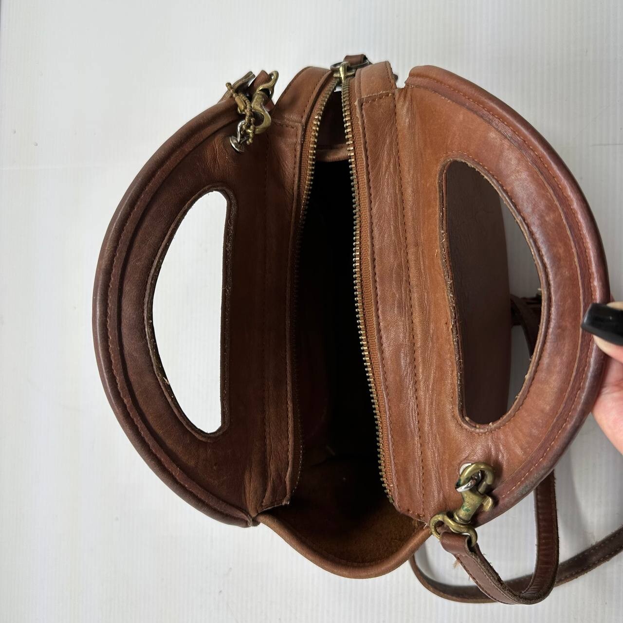 COACH Carousel 9942 VINTAGE Half Moon Handle Crossbod… - Gem