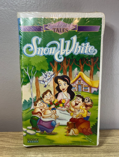 Snow White Enchanted Tales - VHS - Clamshell - Sony Wonder Cartoon ...