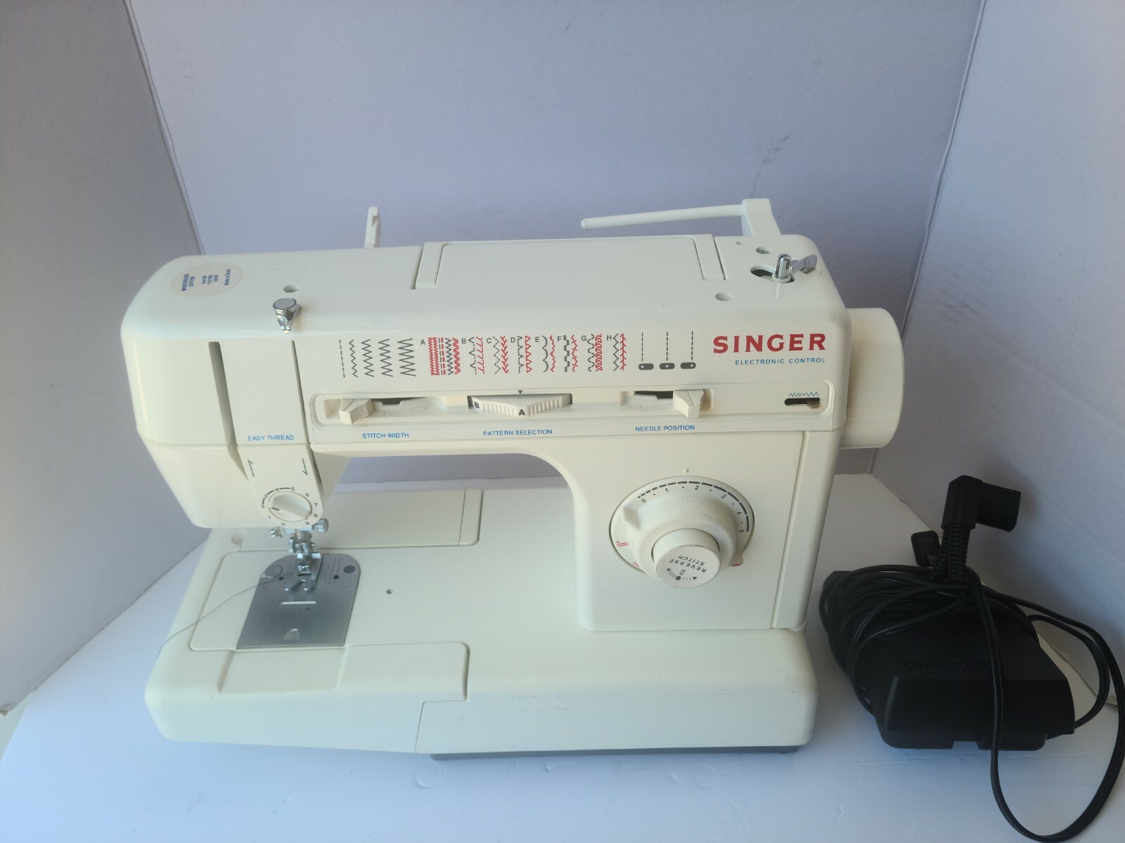 Singer Sewing Machine 4830C Electronic Multi-Stitch ~ working. | eBay