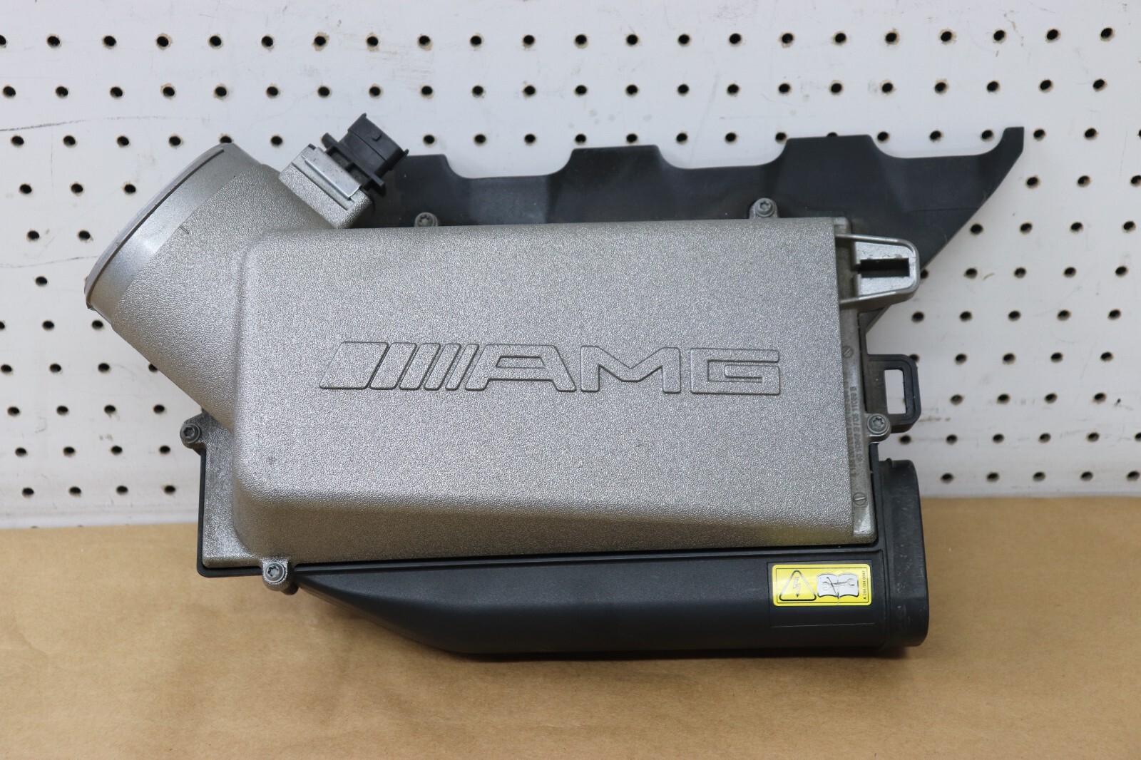 05 06 MERCEDES CLK CLK350 CLK500 W209 AIR INTAKE CLEANER BOX RIGHT SIDE ...