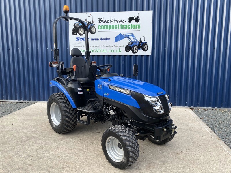 NEW SOLIS 26S SHUTTLE 4WD COMPACT TRACTOR - OFFERED WITH A FREE TIPPING ...