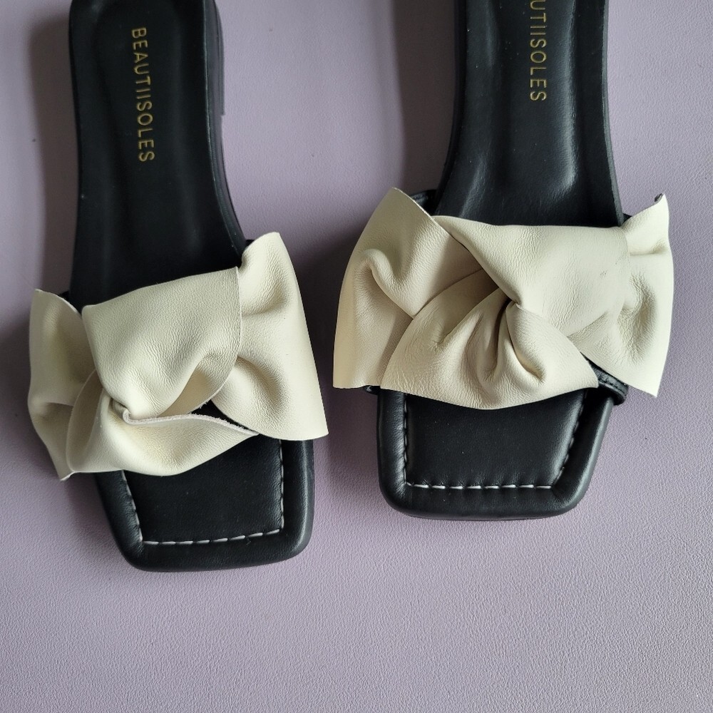 BEAUTIISOLES By Robyn Shreiver Sharon Slide in Black … - Gem