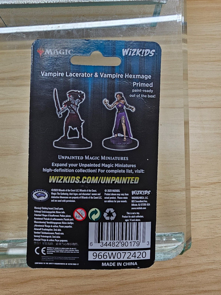 MAGIC THE GATHERING MINIATURES - VAMPIRE LACERATOR & VAMPIRE HEXMAGE ...