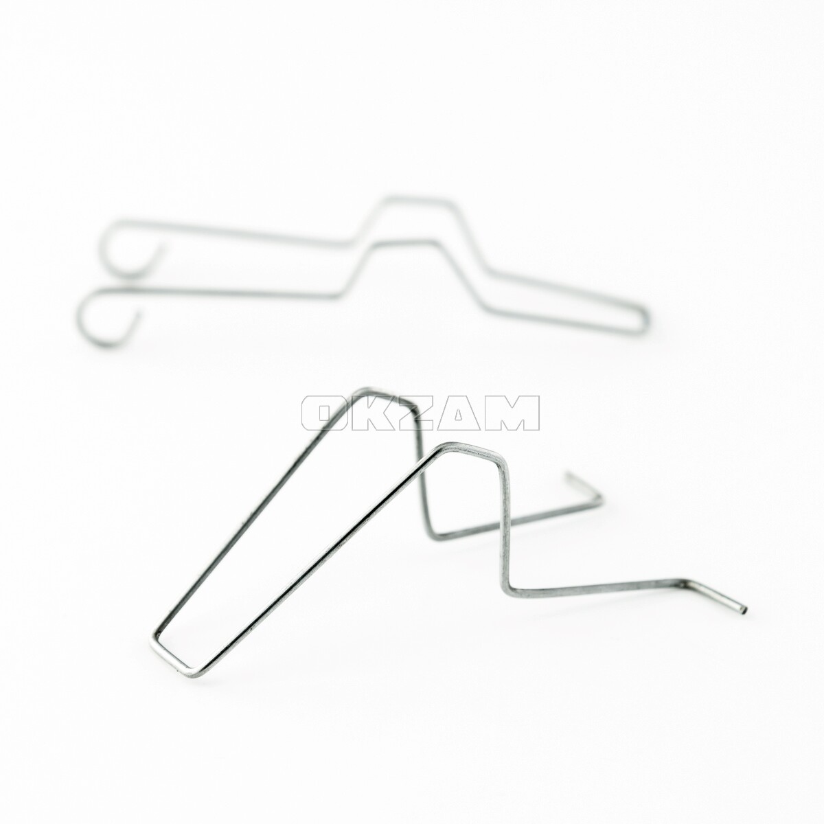 2x Scheinwerfer Halteklammer Rückholfeder Haltebügel H1 H3 H4 H7 für ...