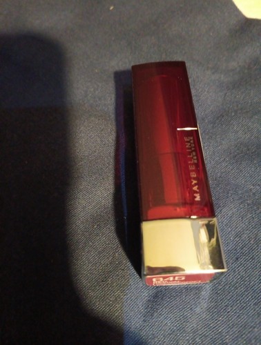 Maybelline New York Color Sensational Lipstick New Red Revival Cream ...