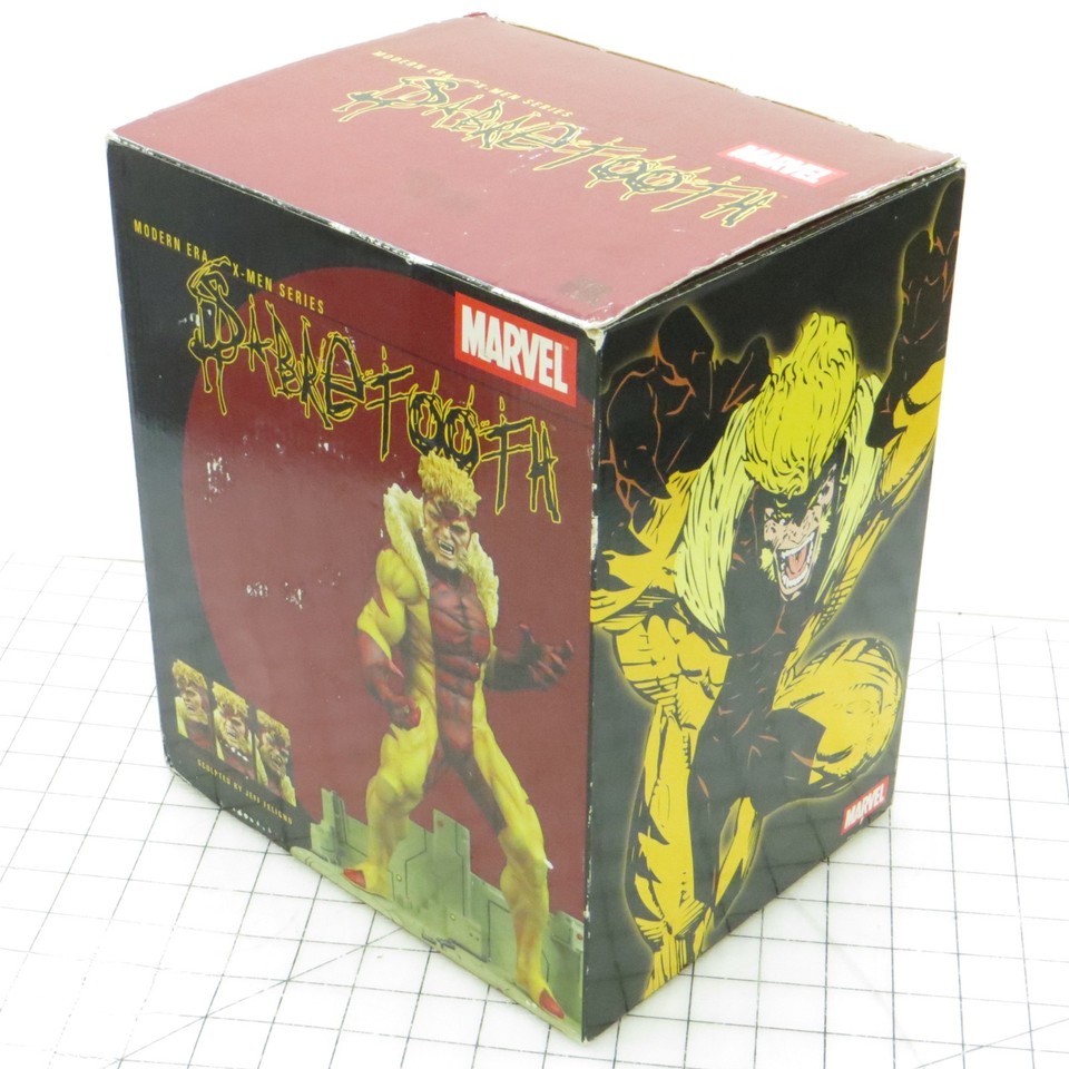 Modern Era X-Men Series Sabretooth 8" Medium Statue Diamond Select ...
