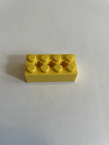 LEGO Yellow Technic Brick 2x4 with 3 Axle Holes No 39789 | eBay