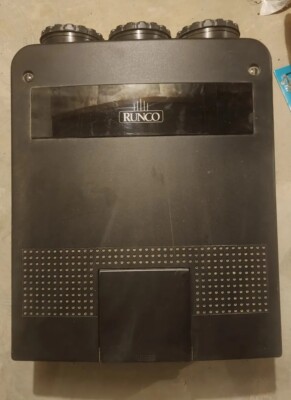 RUNCO DTV-930/4 CRT Projector w/ remote! | eBay