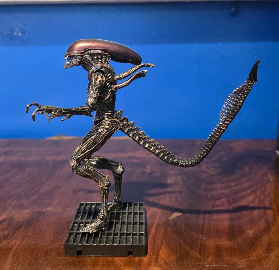 Hiya Toys Exquisite Mini Alien Resurrection Alien Warrior 1:18 Scale ...